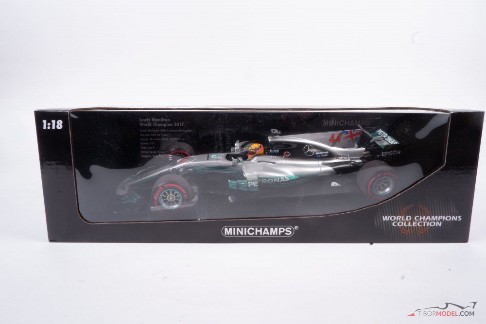 Model car Mercedes W08 Hamilton 2017, 1:18 Minichamps | Tibormodel.com
