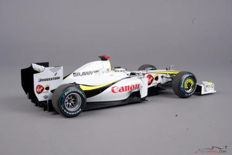 Model car Brawn BGP001 Button Singapore 2009 Minichamps | Tibormodel.com