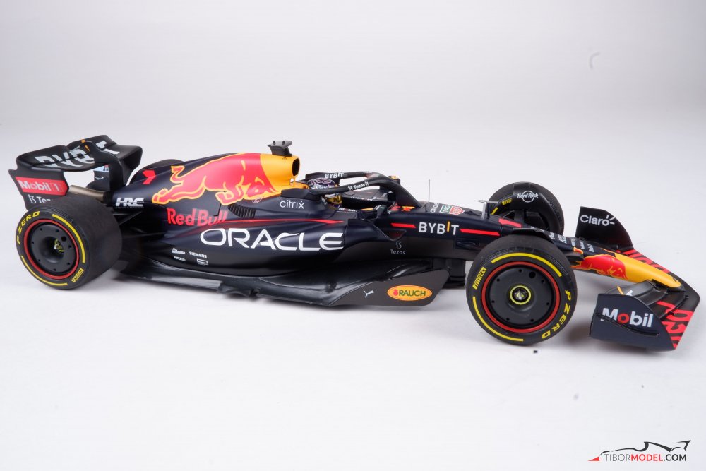 Model Red Bull RB18 Verstappen 2022, 1:18 Minichamps | Tibormodel.com