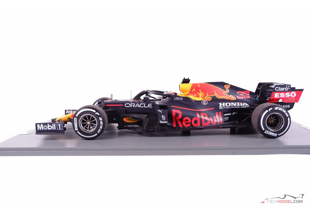 Model car Red Bull RB16b Verstappen 2021, 1:12 Spark | Tibormodel.com