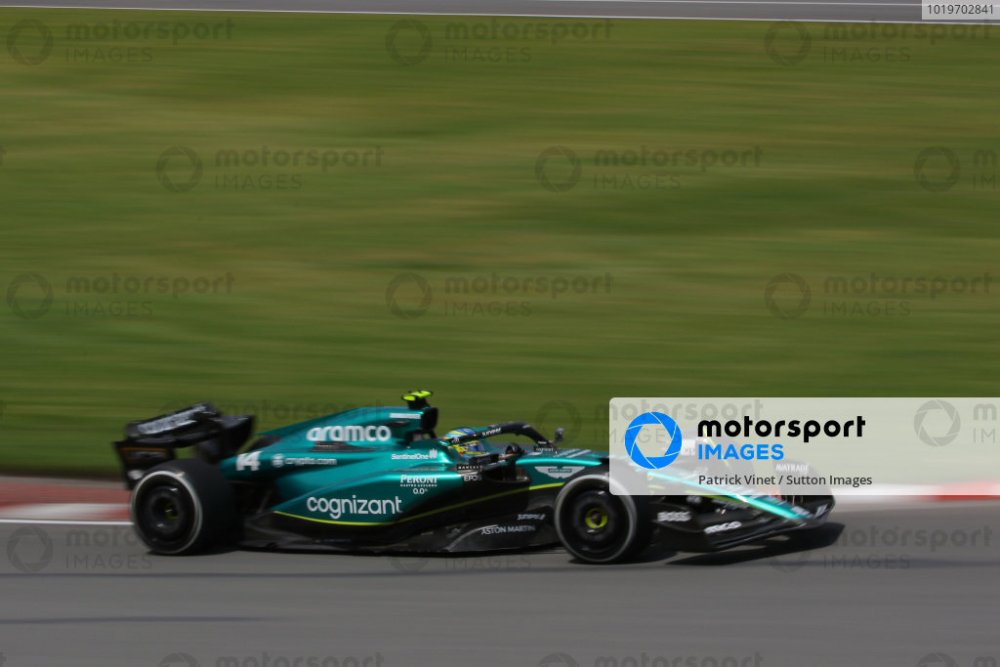 Model car Aston Martin AMR23 Alonso 2023, Minichamps | Tibormodel.com