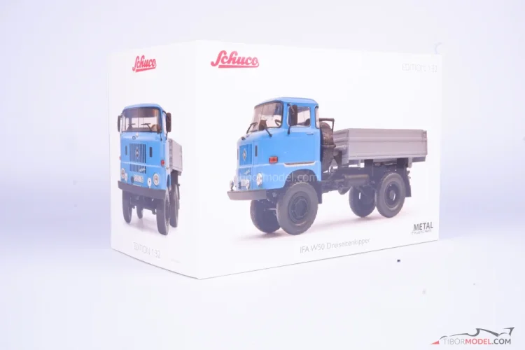 Model truck IFA W50 flatbed, blue, 1:32 scale | Tibormodel.com