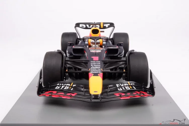 Model car Red Bull RB18 Verstappen 2022, 1:18 Spark | Tibormodel.com