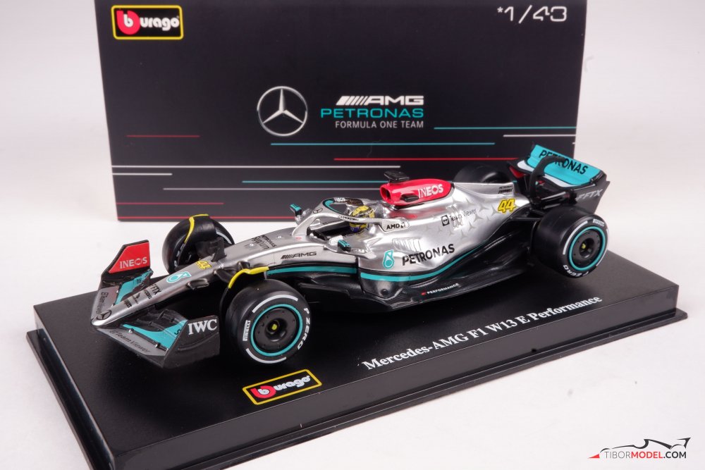 Model car Mercedes W13 Hamilton 2022, 1:43 Bburago | Tibormodel.com