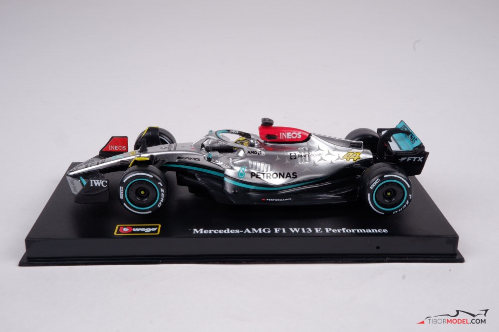 Model car Mercedes W13 Hamilton 2022, 1:43 Bburago | Tibormodel.com