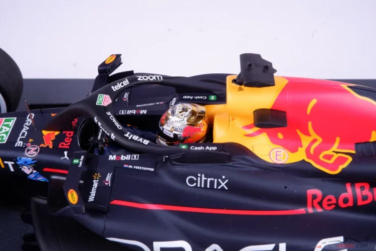 Model car Red Bull RB18 Verstappen 2022, 1:18 Spark | Tibormodel.com