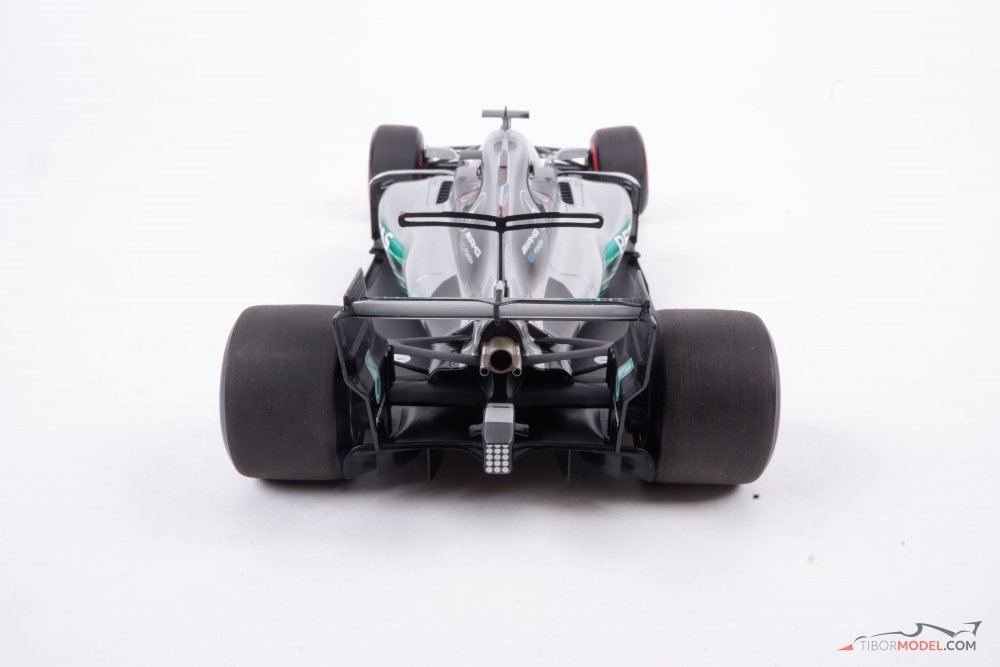 Model Mercedes W08 Hamilton 2017, 1:18 Minichamps | Tibormodel.com