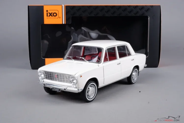 Model car Fiat 124 white, 1:18 IXO | Tibormodel.com