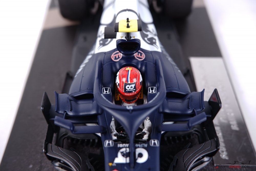 Model car AlphaTauri AT02 Gasly 2021, 1:18 Minichamps | Tibormodel.com