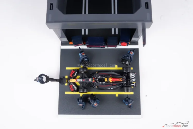 Pit Stop set Red Bull Verstappen 2024, 1:43 Bburago | Tibormodel.com