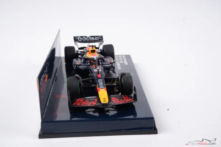 Model car Red Bull RB21 Verstappen Austral, Minichamps | Tibormodel.com