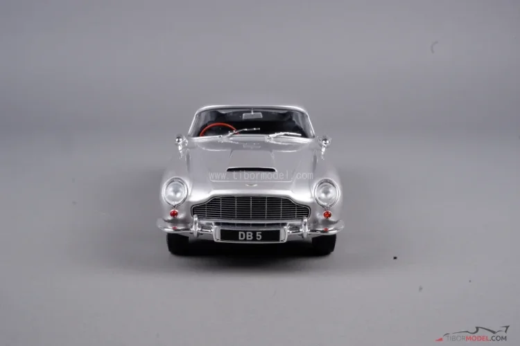 Model car Aston Martin DB5 silver birch, 1:18 Solido | Tibormodel.com