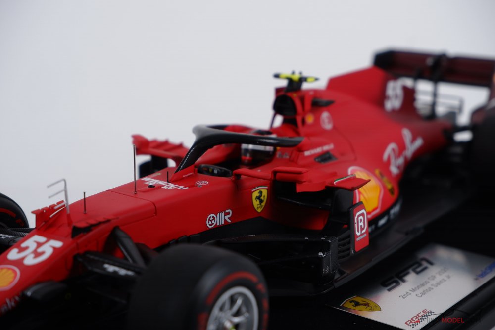 Model car Ferrari SF21 Sainz 2021, 1:18 Looksmart | Tibormodel.com