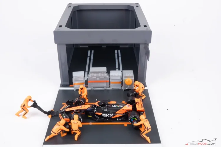 Pit Stop set McLaren Piastri 2024, 1:43 Bburago | Tibormodel.com