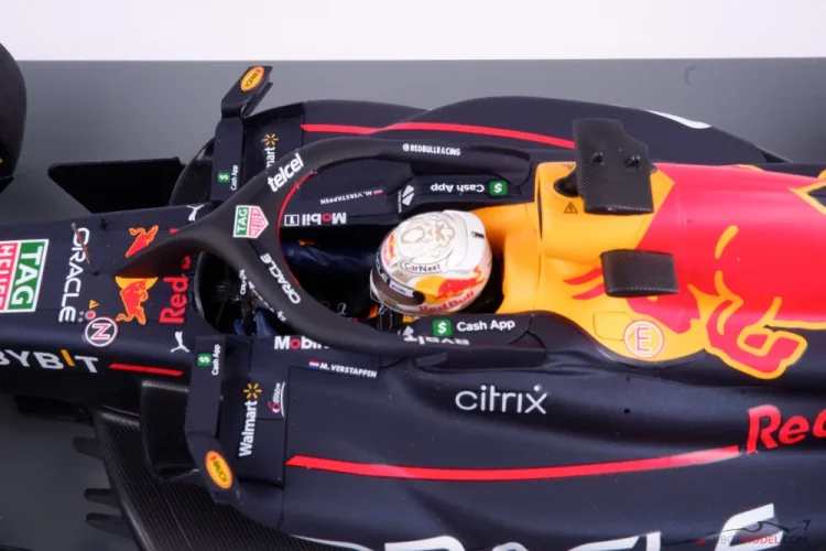 Model car Red Bull RB18 Verstappen 2022, 1:18 Spark | Tibormodel.com