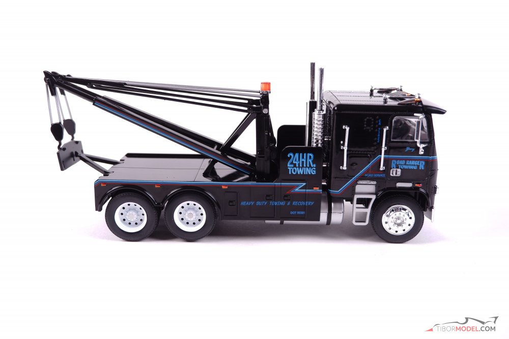 Model truck Freightliner FLA Terminator 2 - 1:18 | Tibormodel.com