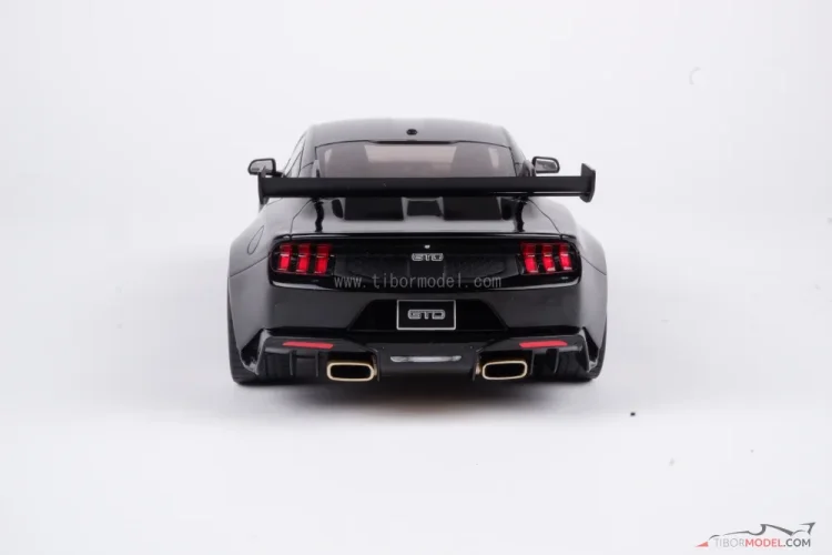 Model auta Ford Mustang GTD černý, 1:18 IXO | Tibormodel.com