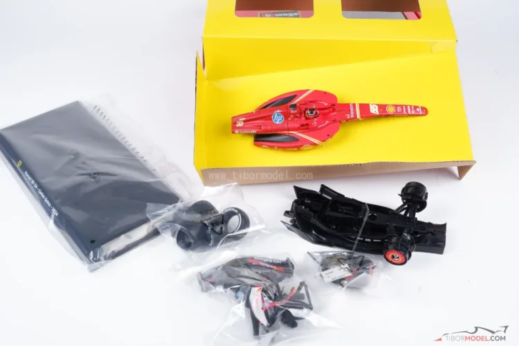 Model kit Ferrari SF-24 Sainz , Bburago | Tibormodel.com