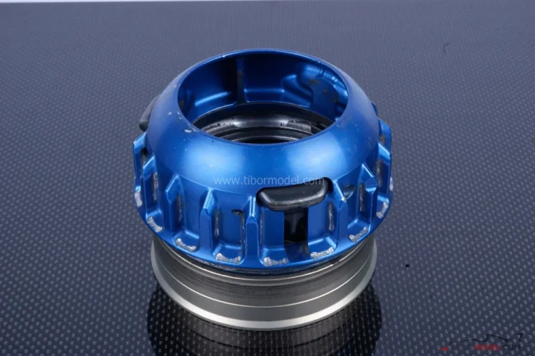 Wheel nut blue from F1 Ferrari SF15-T, original 2015 | Tibormodel.com